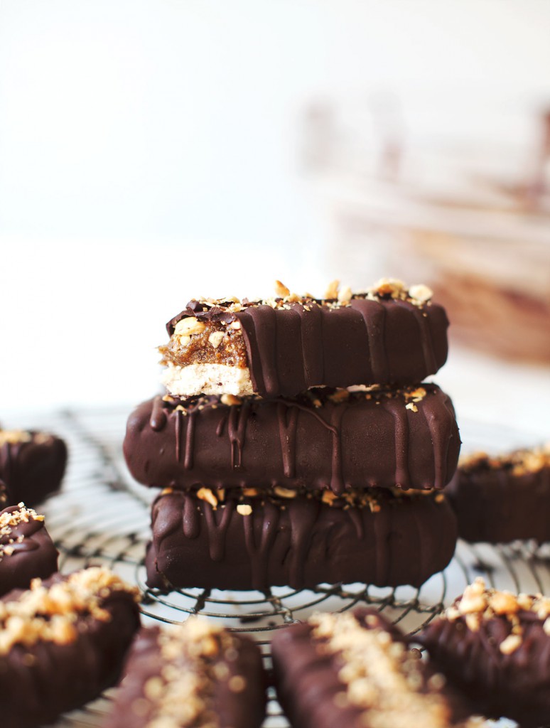 The Colossal Healthy Chocolate Bar - My New Roots